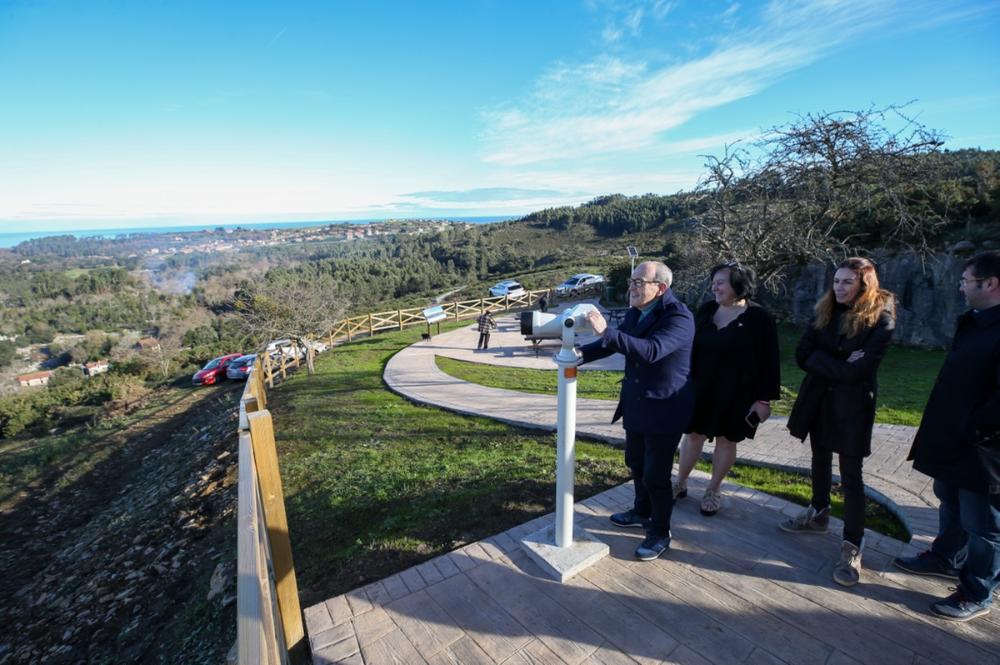Marcano pone en valor la nueva área recreativa en el mirador ...